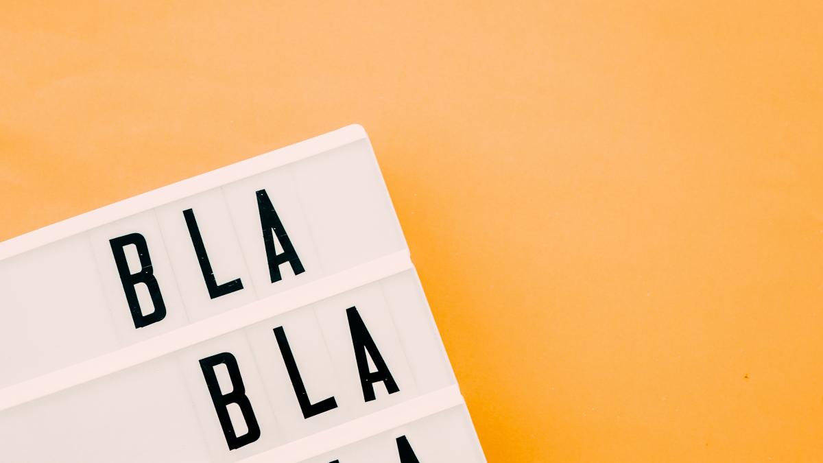 ¿Qué quiere decir 'hostia' y por qué es una palabra tan común en España?