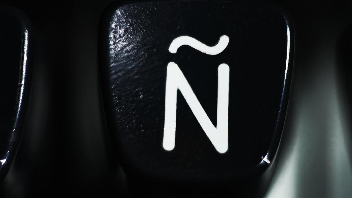 ¿Cuál es el origen de la letra 'ñ' y en qué otras lenguas se emplea ...