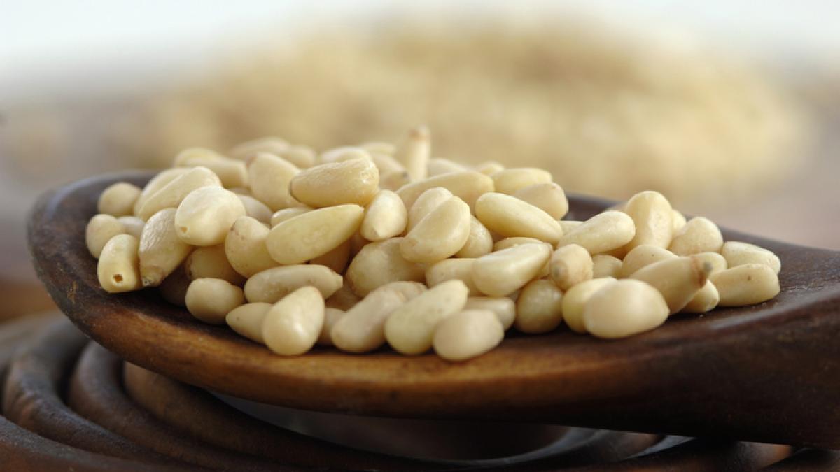 Una experta química compara el piñón español con el chino y el ...