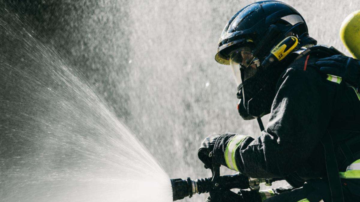 Estas son las pruebas físicas para ser bombero