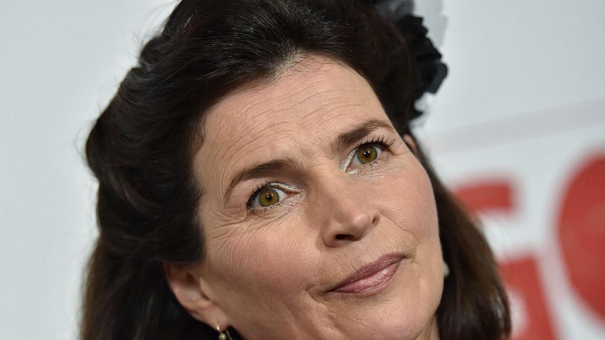 Julia Ormond demanda a Harvey Weinstein por haberla agredido sexualmente en 1995
