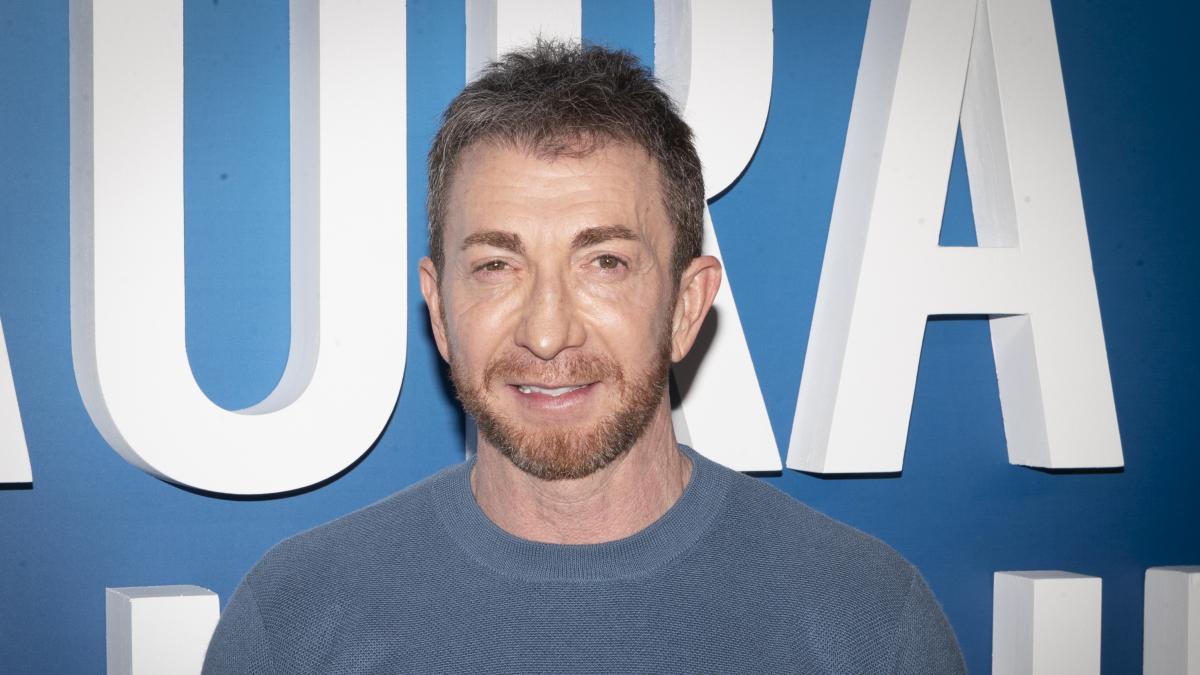 El escritor Daniel Bernabé da la respuesta más sonada a la polémica de ...