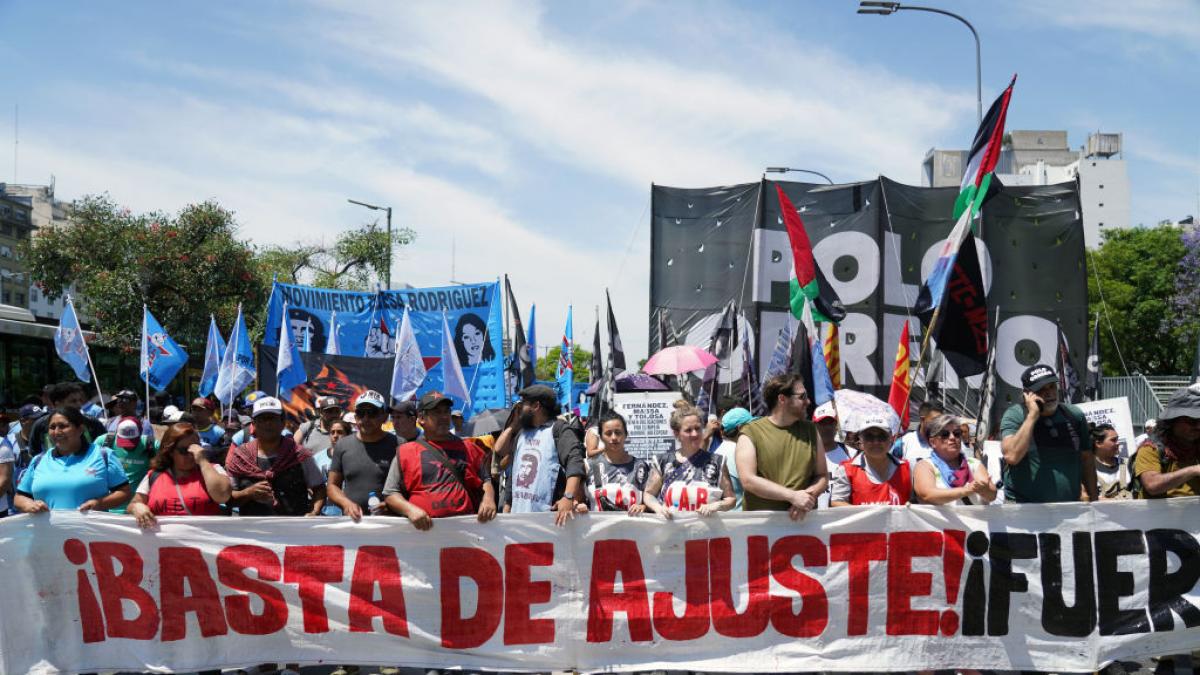 El Gobierno de Milei redobla esfuerzos para frenar las protestas ...