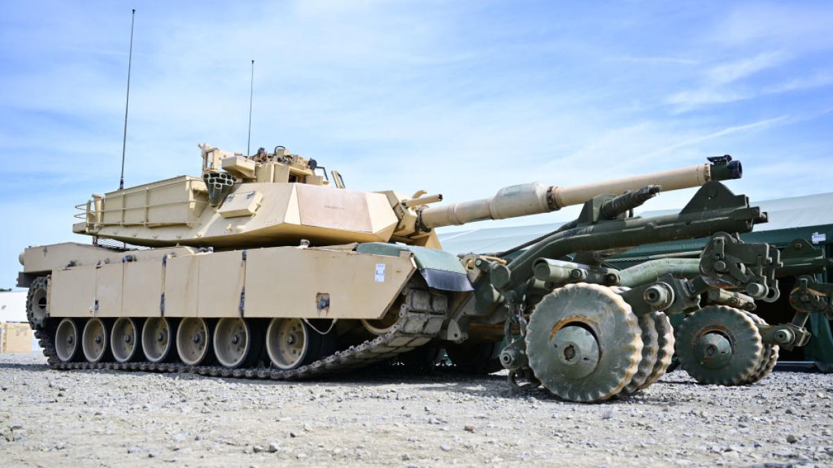 El tanque soñado por Zelenski traga demasiado combustible