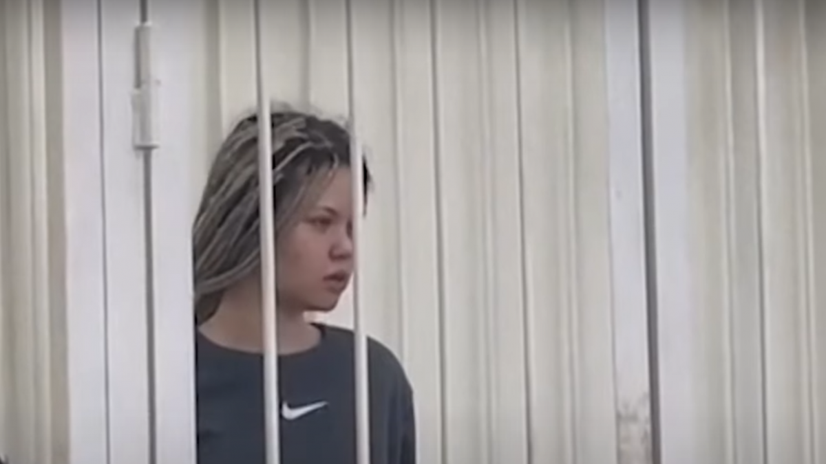 Una modelo rusa es detenida por ayudar a Ucrania