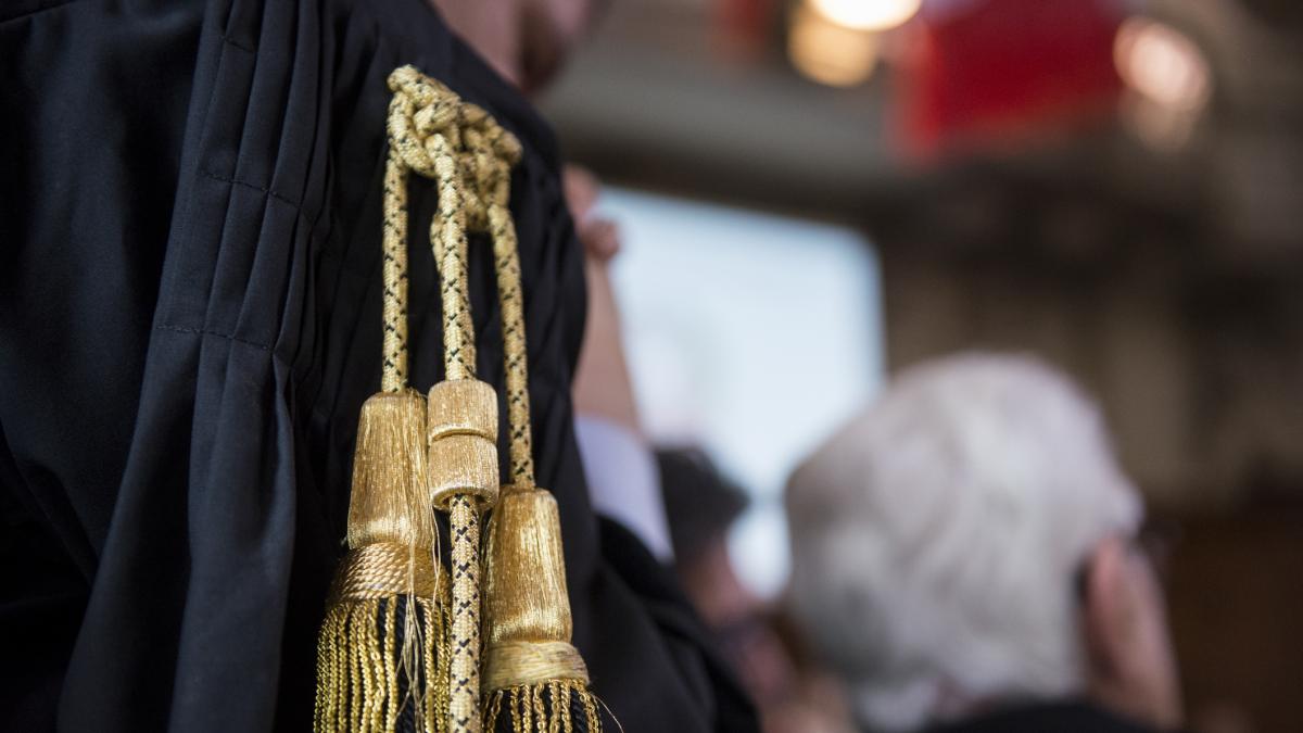 Italia impone un curioso test militar a los aspirantes a jueces