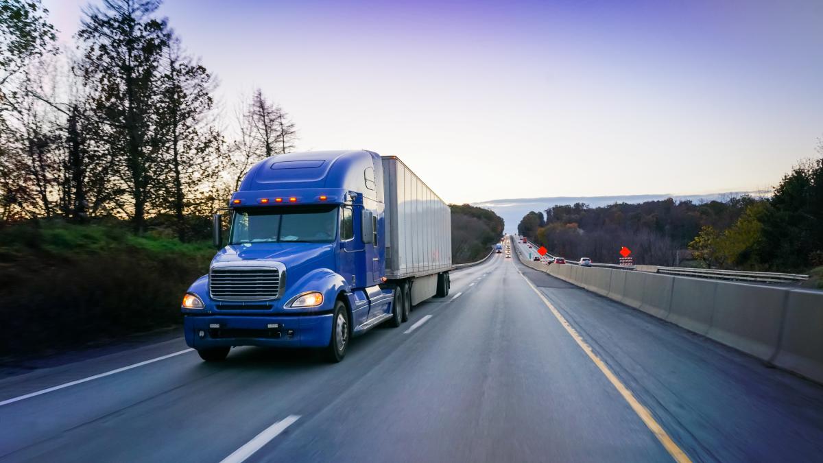 Un innovador dispositivo para trucar el tacógrafo de camioneros pone en ...