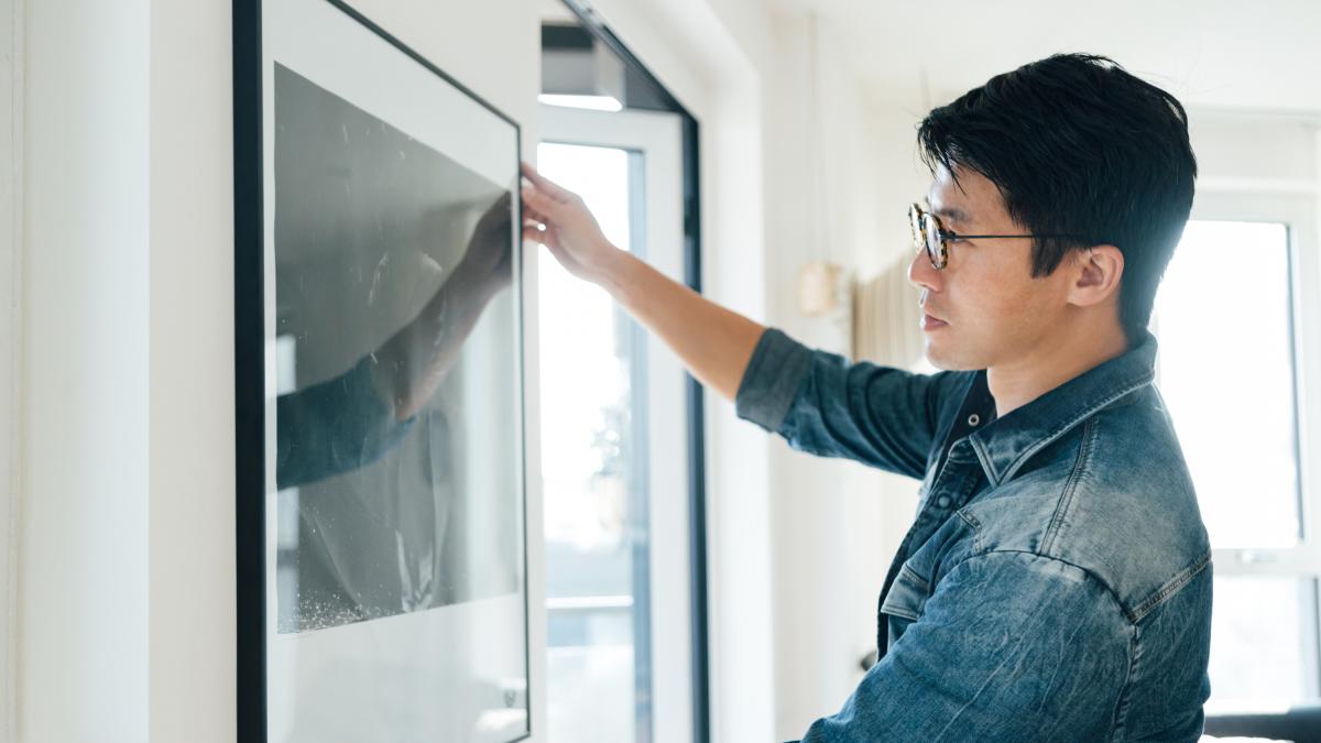 El sencillo truco para colgar un cuadro sin complicaciones: solo ...