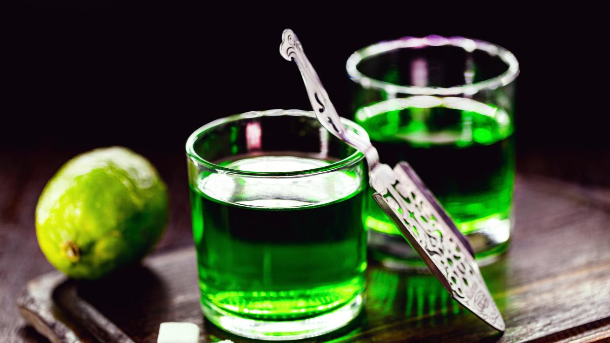 Esta es la absenta más potente de toda España: tiene 85 grados de ...