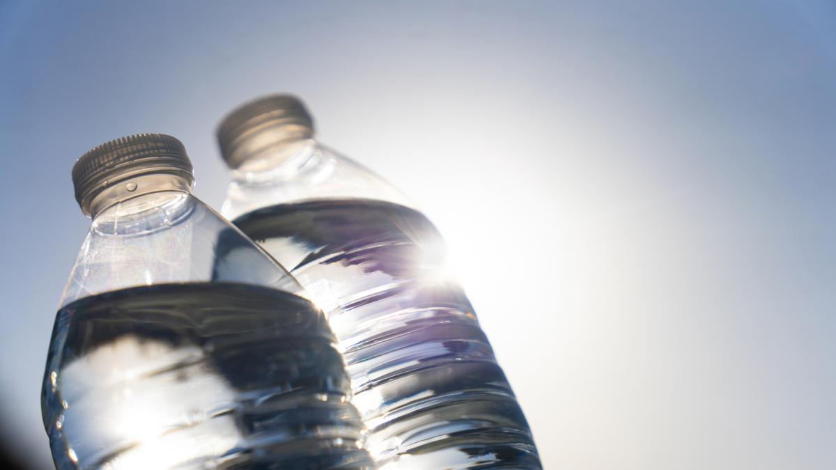 Esta es la peor agua para beber y los españoles la consumen muy a menudo