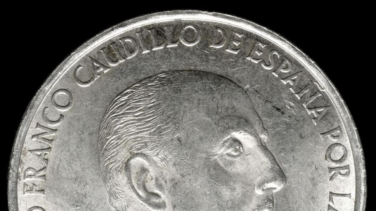 La moneda española de Franco se dispara al millón de euros