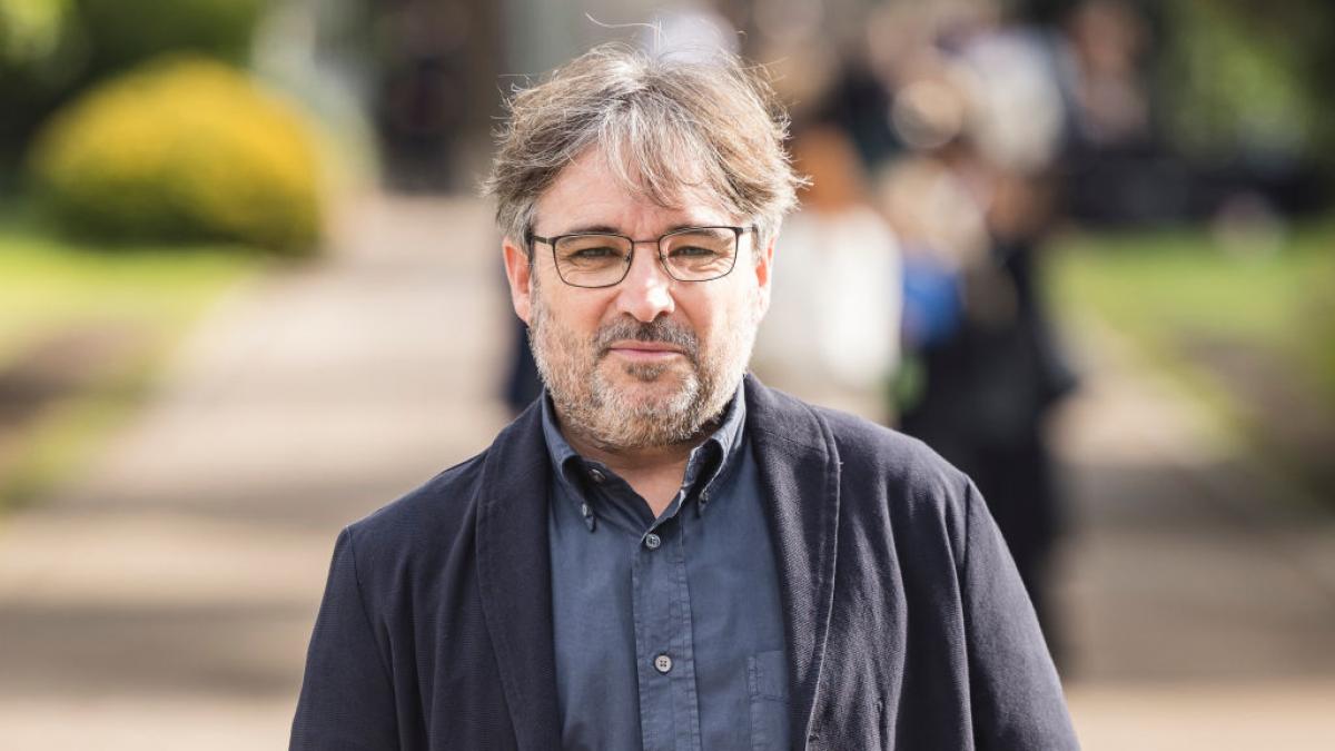 Évole despide al papa Francisco con dos palabras y una foto que lo ...