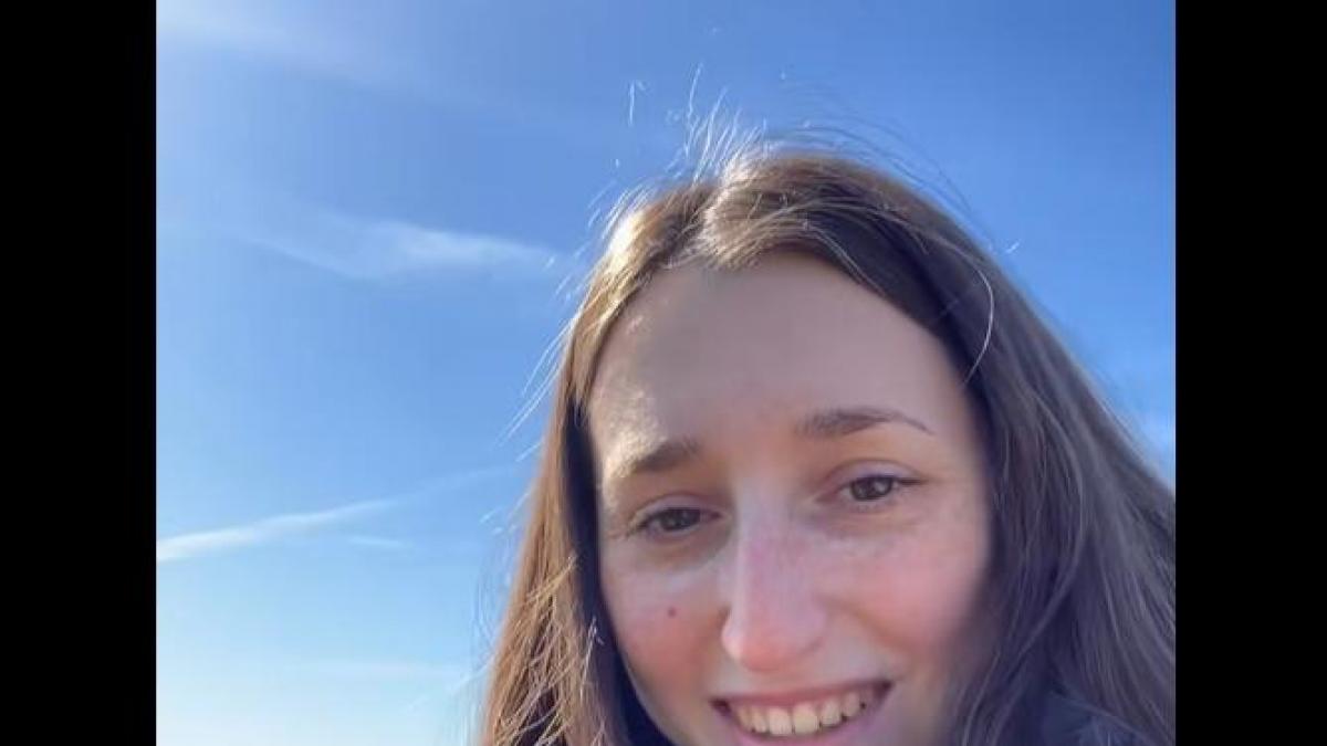 Una Joven Española Destaca Lo Que Se Ha Encontrado Caminando Por Suiza