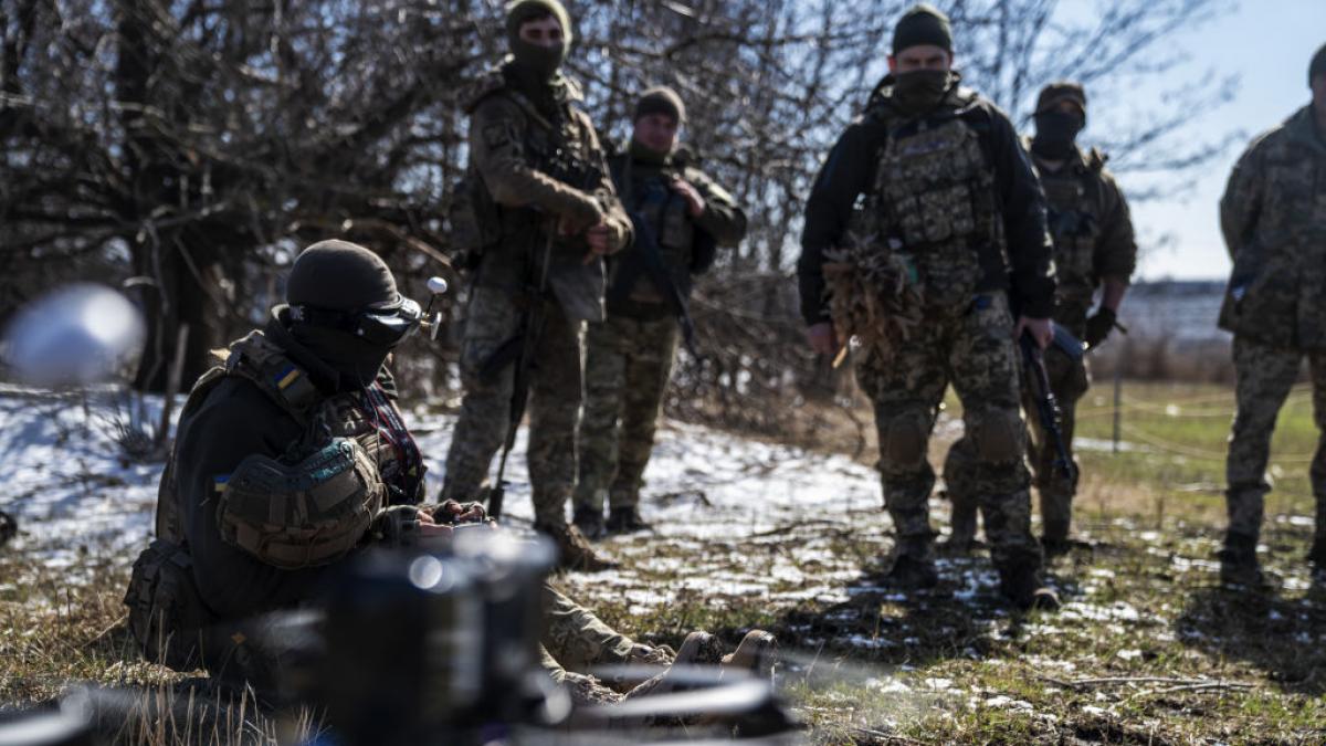 Ucrania condena un ataque ruso que deja 74 heridos en la ciudad de Sumi