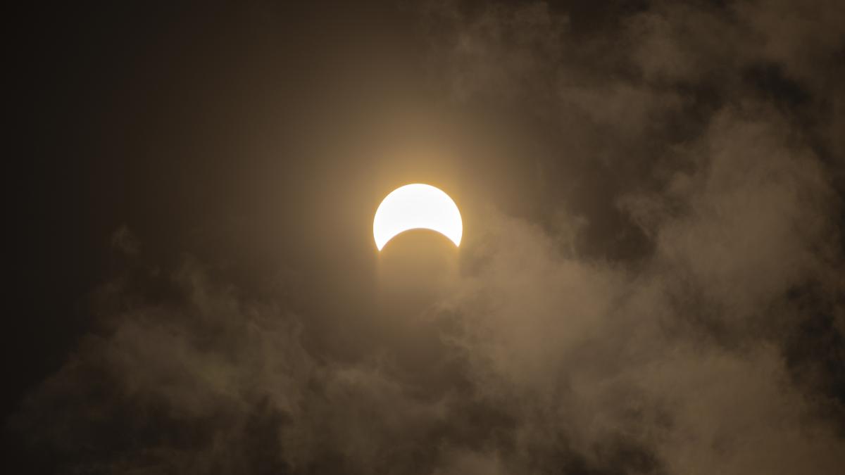 Eclipse solar del 29 de marzo: a qué hora es y cómo verlo en España