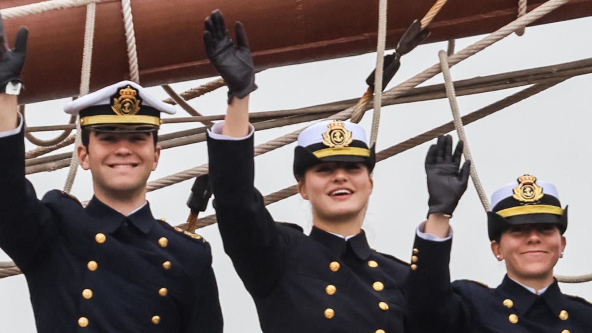 El paso de la princesa Leonor por Chile termina con la entrega de un ...