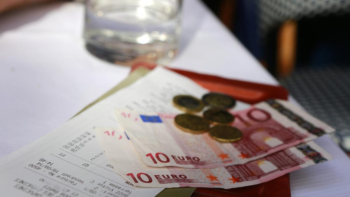 Una profesora de Matemáticas saca la 'Fórmula de la propina' para ...