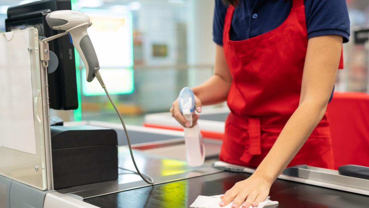 El dependiente de un supermercado revela el gesto que odia de los ...