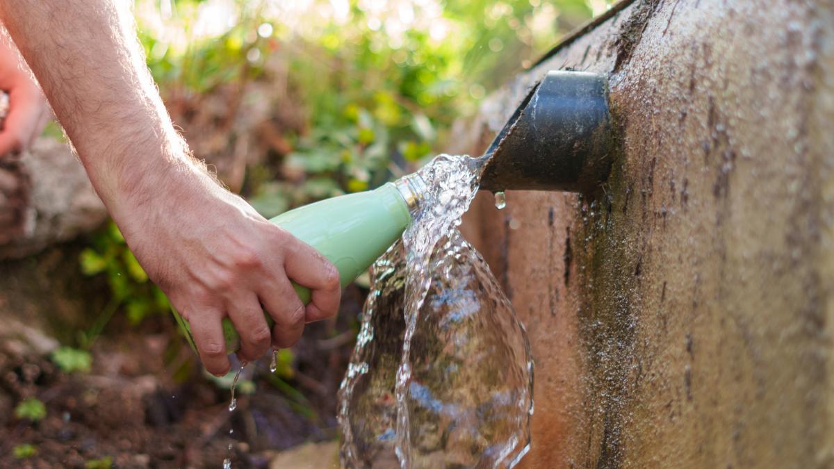 Un infectólogo señala que estas botellas muy consumidas en España ...