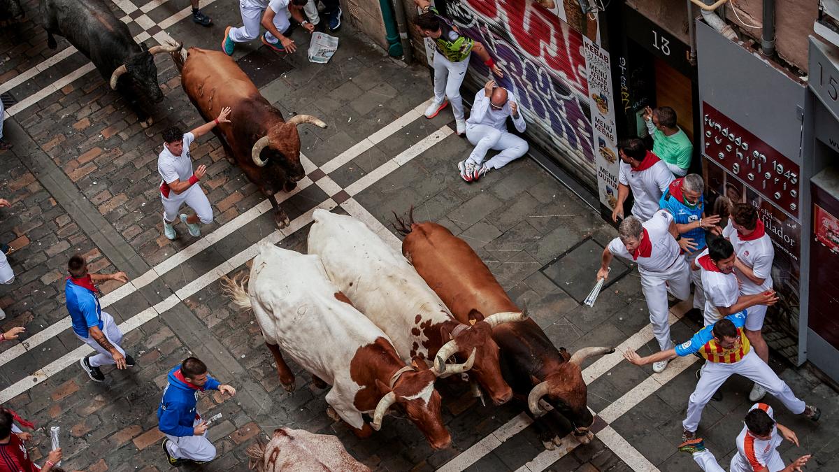 SANFERMINES 2025: Sigue en directo el primer encierro