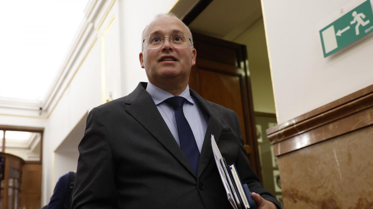 Tellado constata la soledad del PP tras su ronda de consultas: '(Los ...