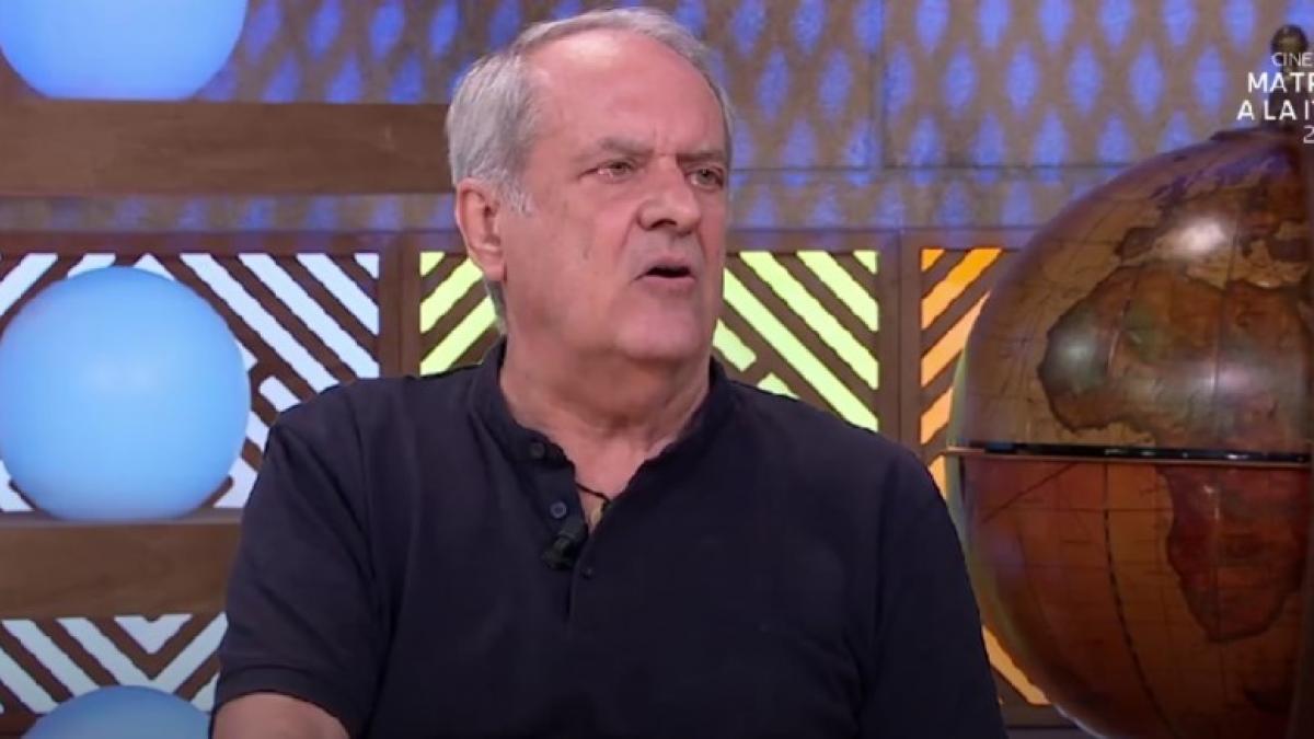 Javier Aroca exprime el asunto de los currículums de políticos y acaba ...