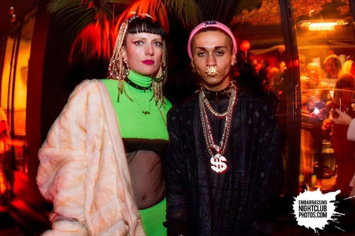 Embarrassing Nightclub Photos: las peores fotos de anoche (FOTOS)