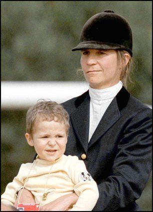 Froilán cumple 16 años: así ha cambiado el nieto mayor de los reyes (FOTOS)