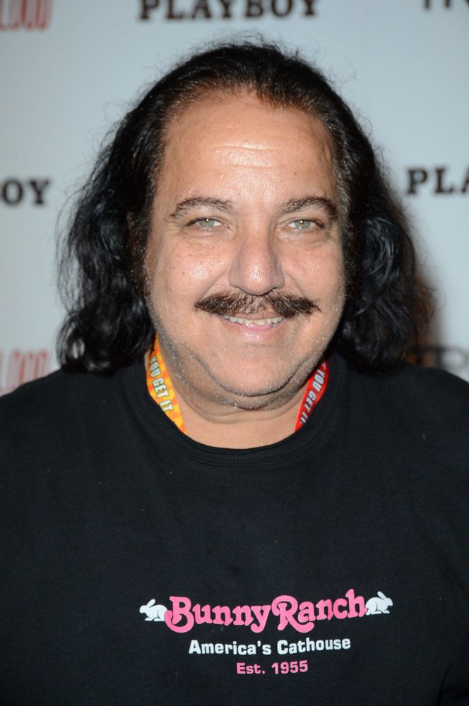 Bigotes de famosos: 51 'looks' para todo tipo de gustos (FOTOS)