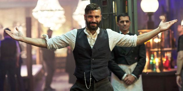 El Desnudo Integral Del Actor Álex García En Instagram