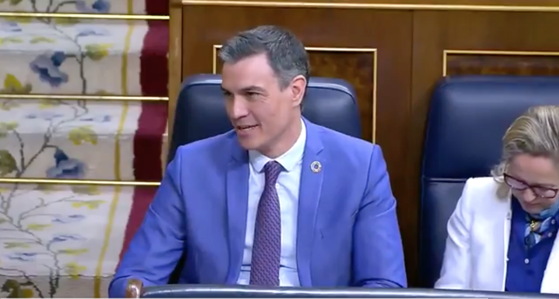 Leen los labios de Pedro Sánchez y descifran qué dijo en este momento ...