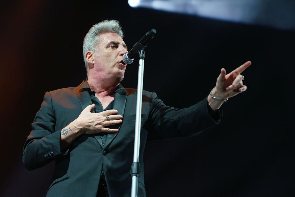 Loquillo cuenta qué tipo de móvil tiene y opina así acerca del uso que ...