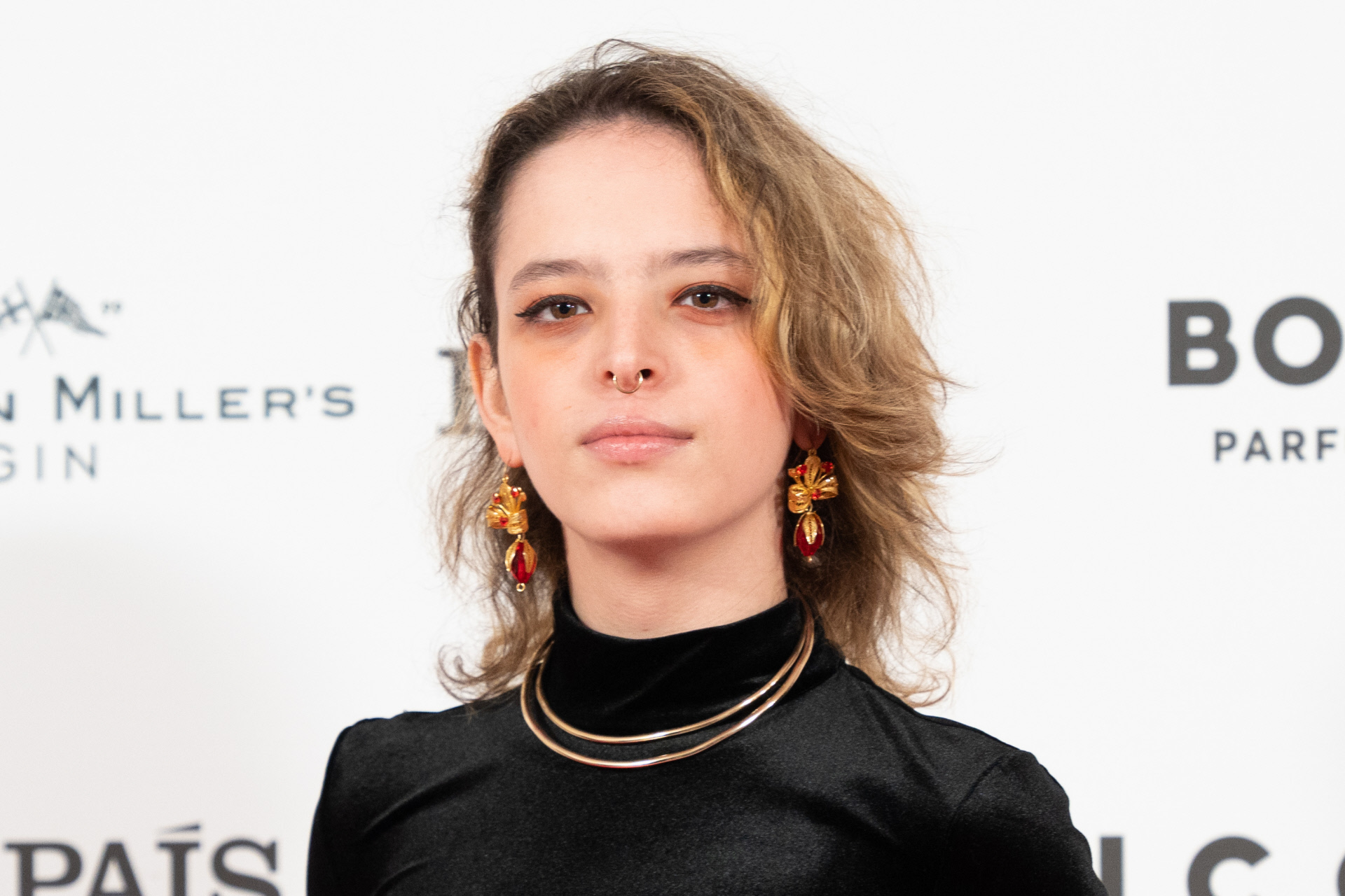 Sumar ficha a la escritora Elizabeth Duval como portavoz de feminismo e ...