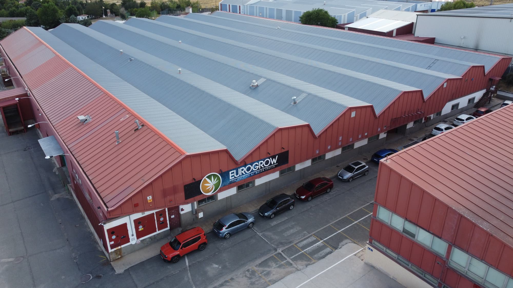 La historia de emprendimiento detrás de la mayor tienda 'grow shop ...