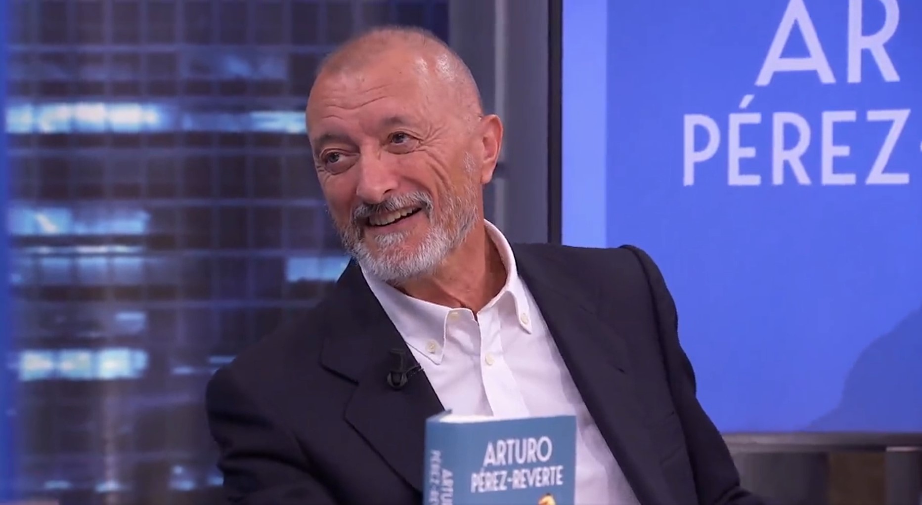 Pérez-Reverte resume en una sola frase lo que piensa de Leonor: difícil ...