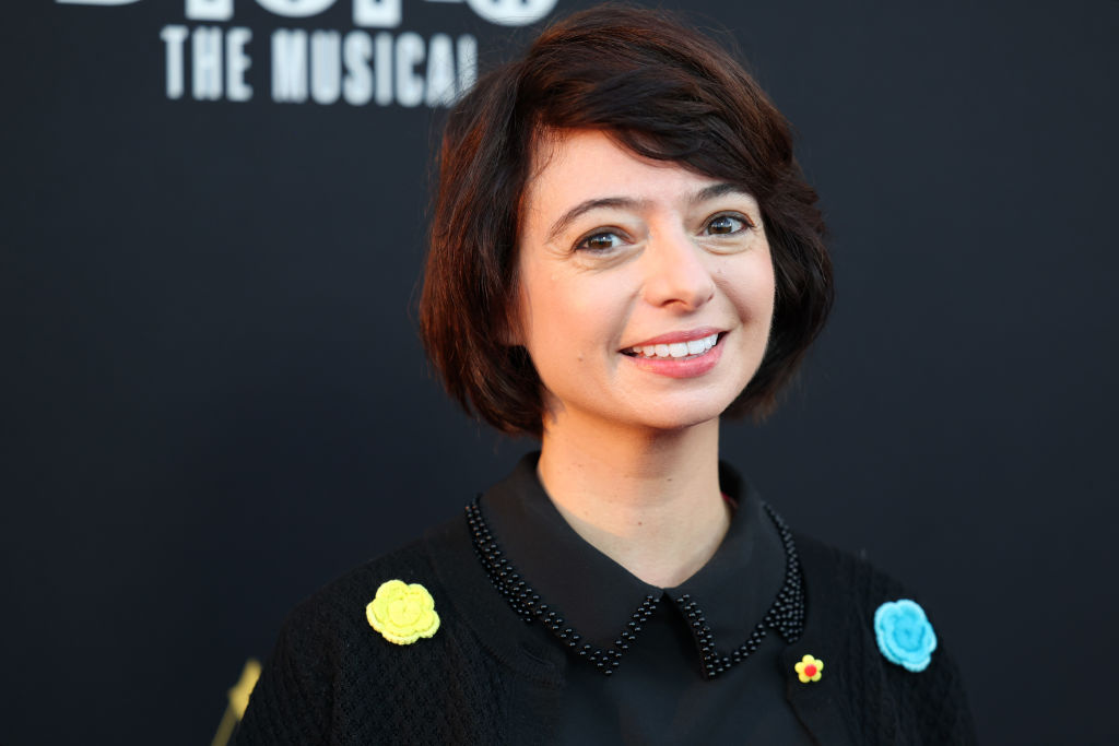 Kate Micucci, de 'The Big Bang Theory', cuenta que ha sido operada de ...