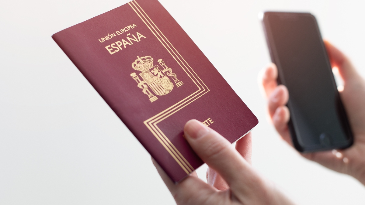 El pasaporte español se proclama de manera oficial como el más poderoso ...