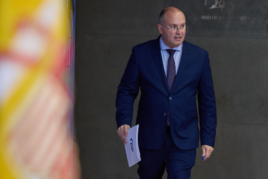 El PP, 'preocupado' por la cercanía de Vox a Viktor Orban: 'Tiene un ...