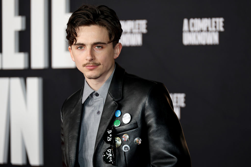 Timothée Chalamet sigue el 'método Stanislavski' en el estreno de su ...