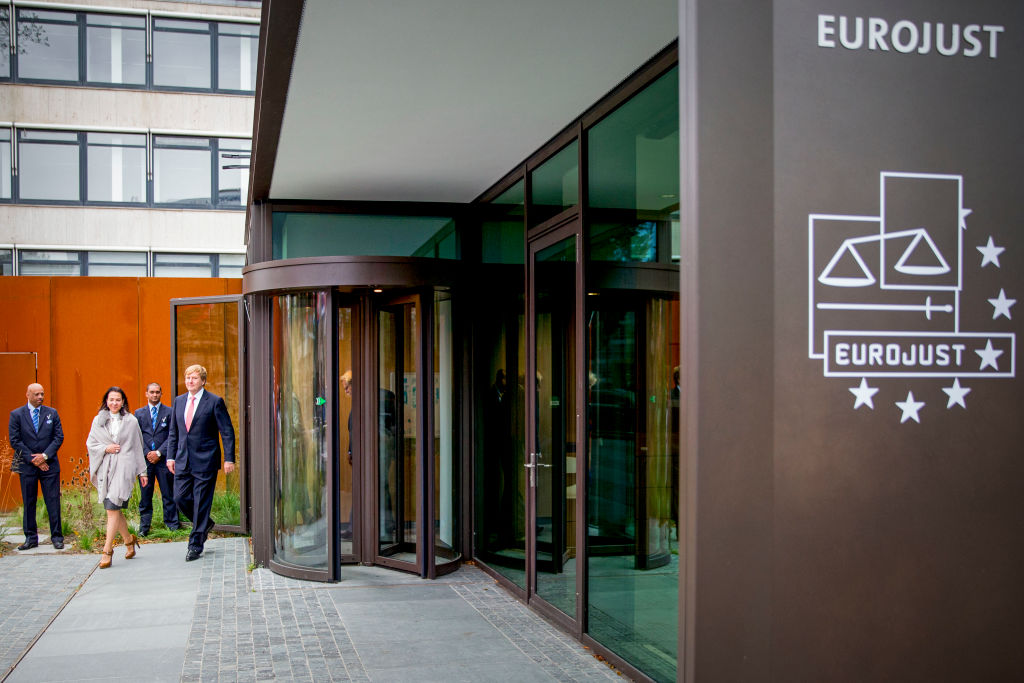 EEUU redobla su traición a Ucrania con un golpe bajo e inesperado