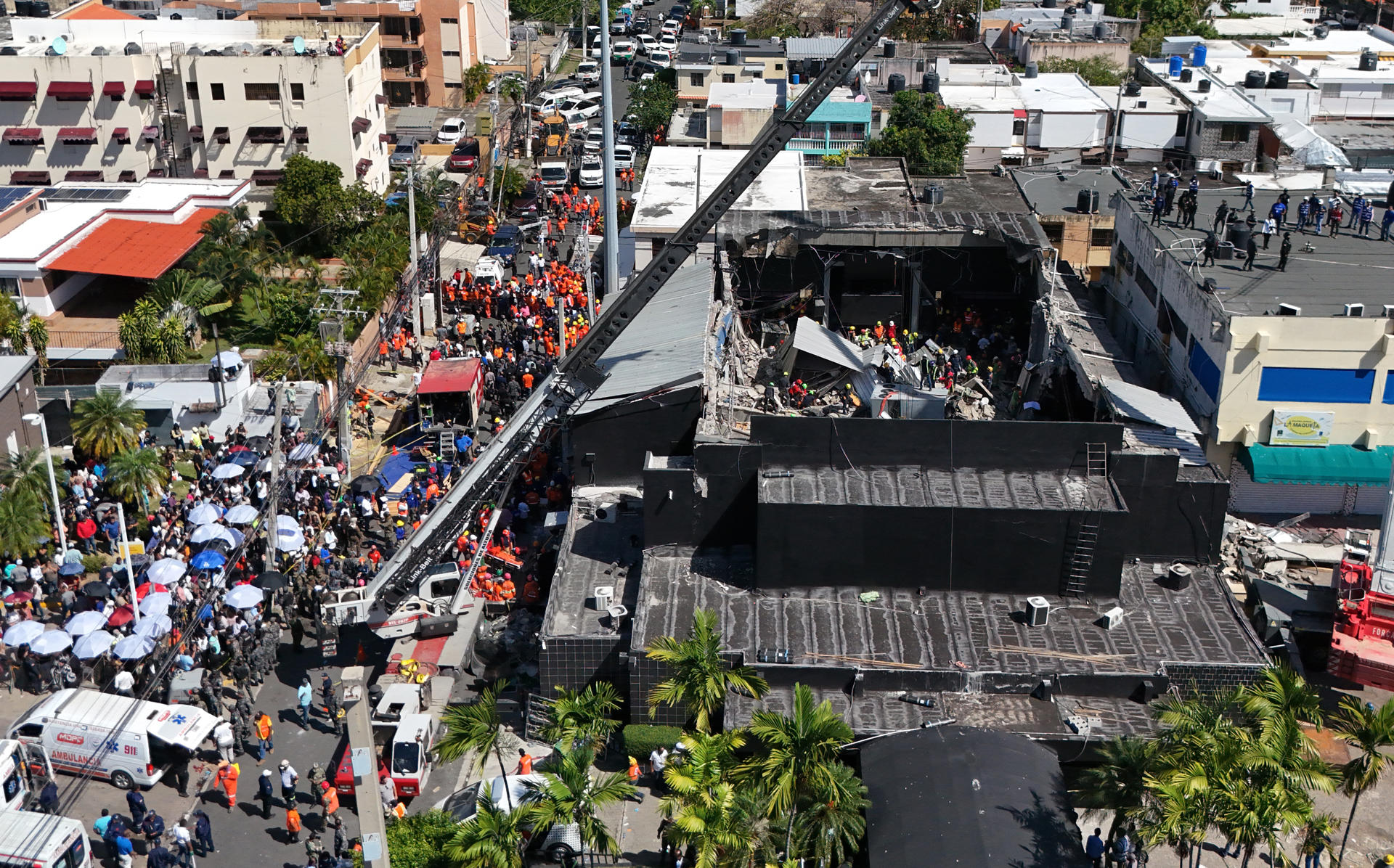 Al menos 79 muertos por el desplome del techo de una discoteca en Santo Domingo