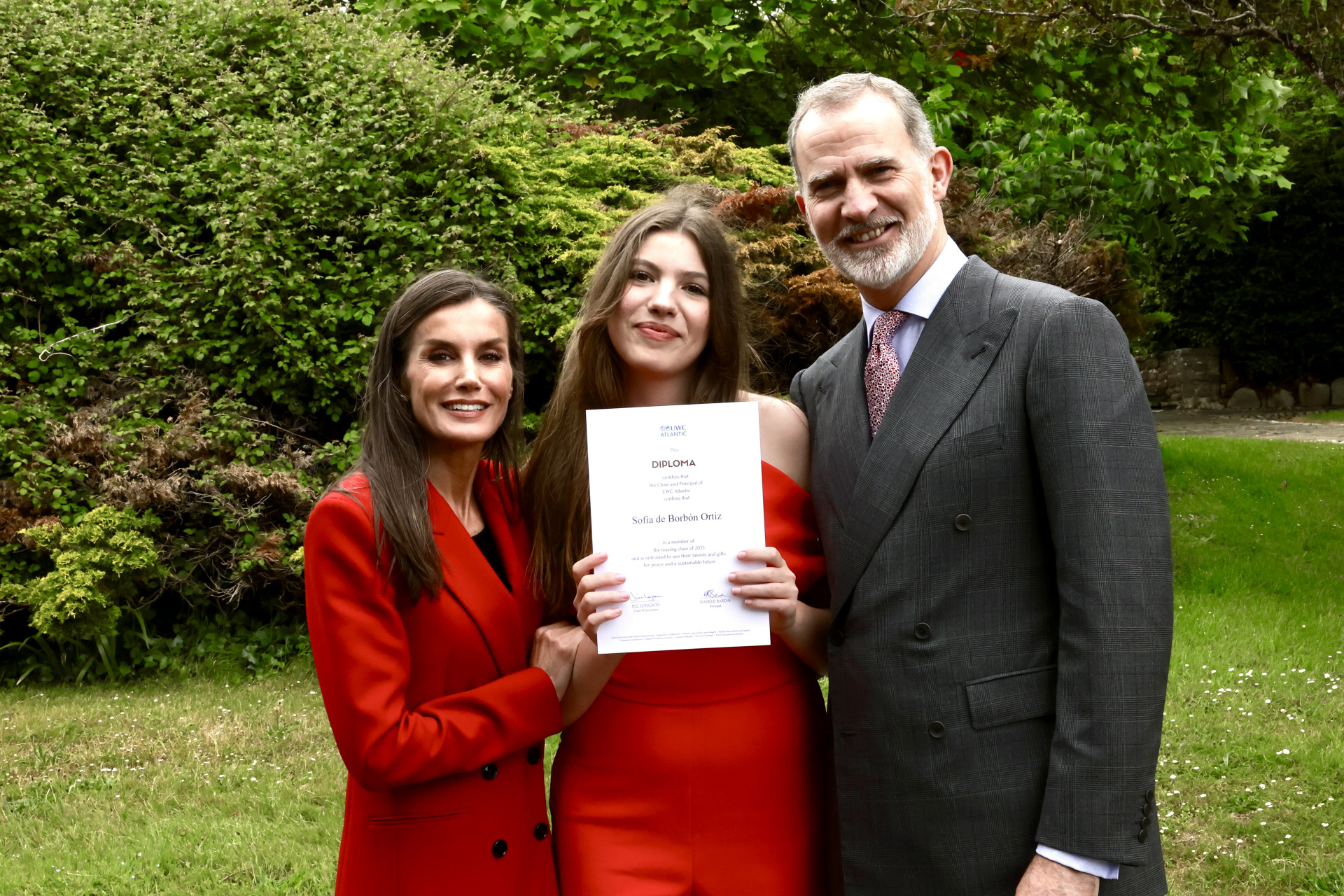 Muchos se fijan en este momento de Felipe en la graduación de la ...