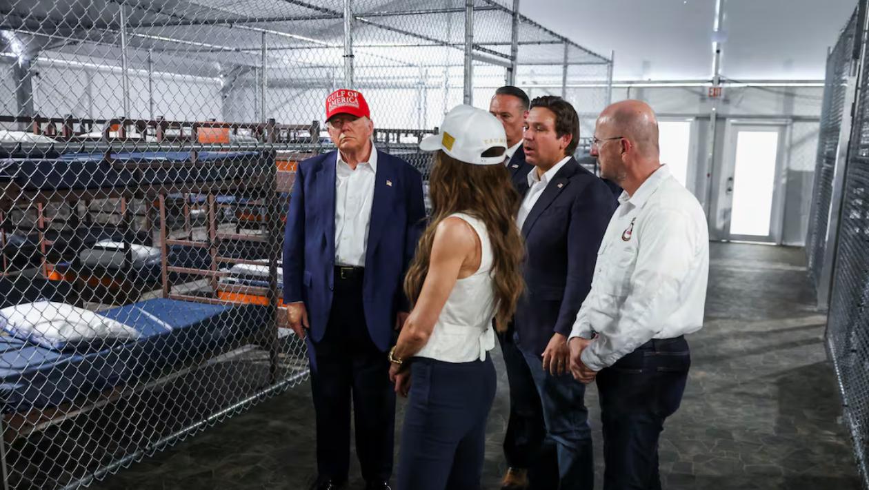 Así es 'Alligator Alcatraz': la cárcel para inmigrantes inaugurada por ...